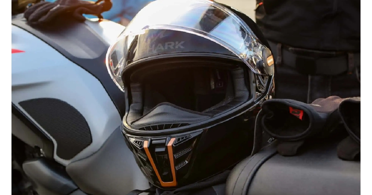 The Best Full Face Motorcycle Helmets of 2024: Reviewed | Biker Life